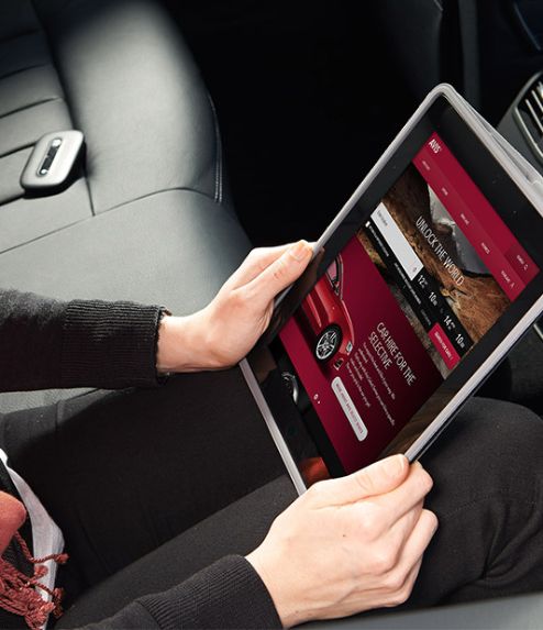 Manage your car hire bookings and rewards