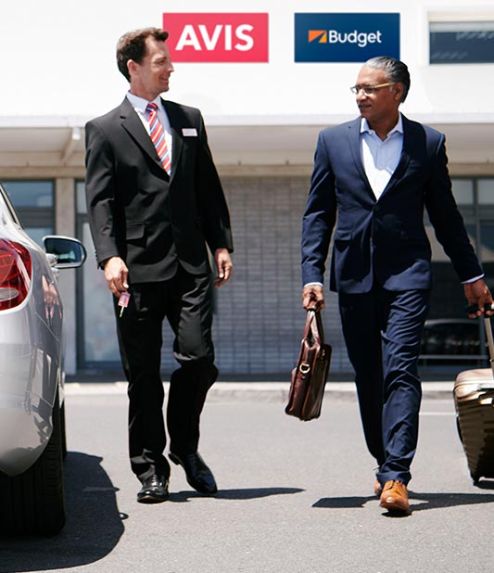 Car hire solutions for business travel with Avis car rental