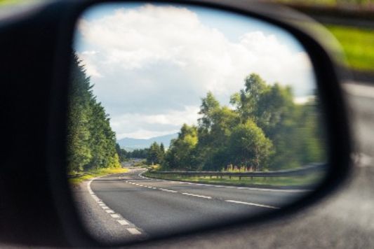 Car Hire in the UK, Europe & Worldwide | Avis Car Rental